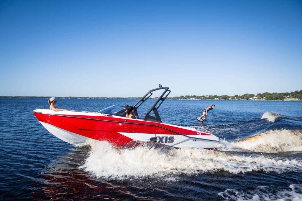 Runabout / Bowrider Boats near Maple Grove, MN - Gordy's Marine
